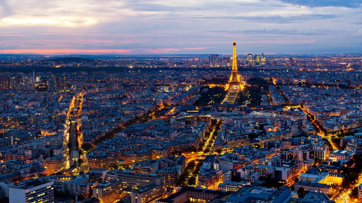 Hur tar du dig från Charles de Gaulle-flygplatsen till centrum av Paris?